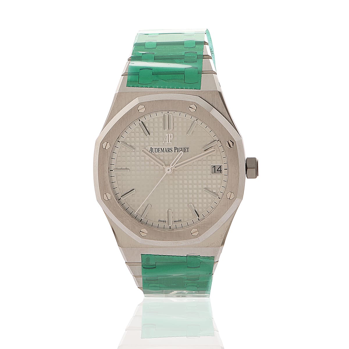 Audemars Piguet Royal Oak in steel | 15500ST | Global Boutique